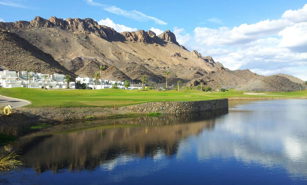 Aguilon Golf, Pulpi, Almeria, Spanien - Albrecht Golf Führer