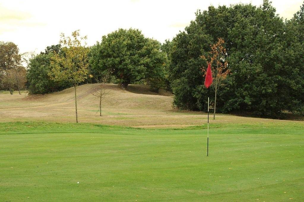 Barnehurst Golf Club, Bexleyheath, United Kingdom - Albrecht Golf Guide