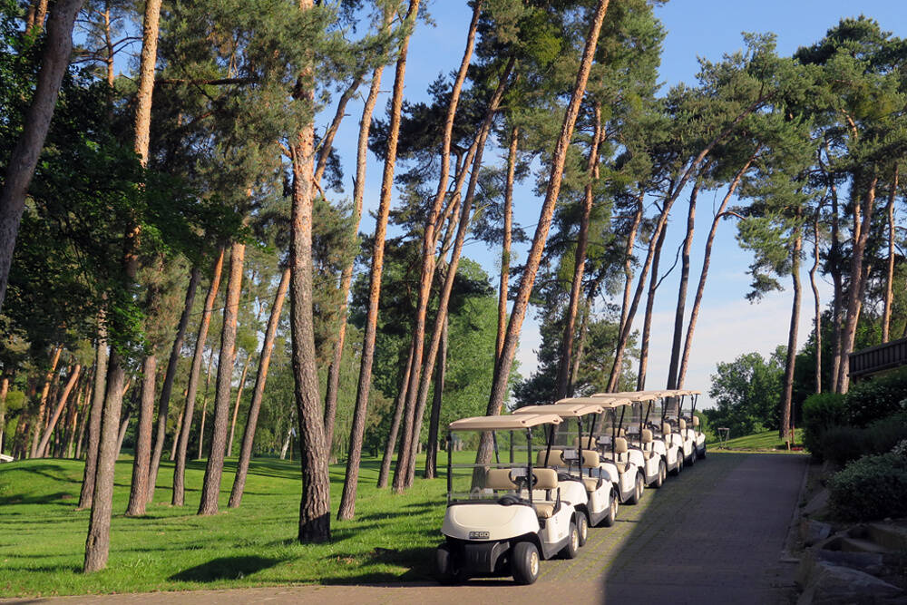 Golf Platz Rheintal GmbH & Co. KG, Oftersheim - Albrecht Golf Führer