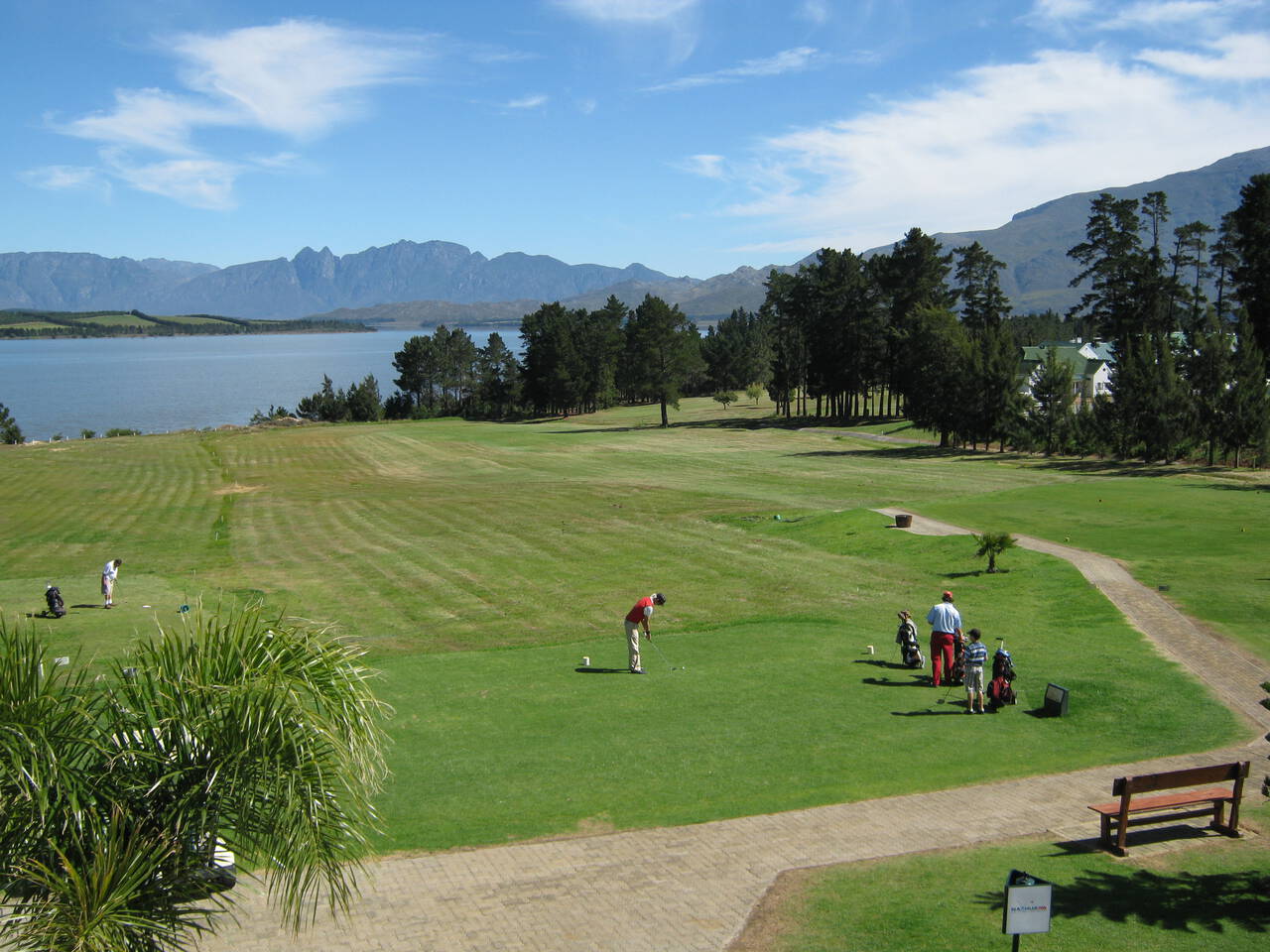 Theewaterskloof Golf Club, Villiersdorp, South Africa - Albrecht Golf Guide